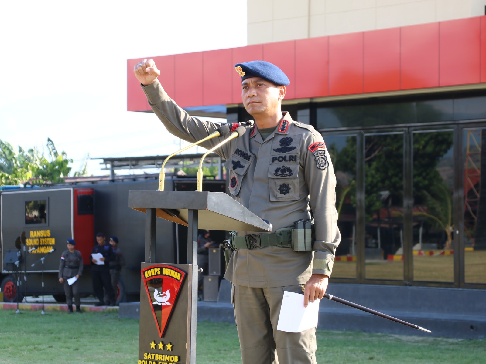 UPACARA PENUTUPAN LATGAB GAG 2025, DANSATBRIMOB TEKANKAN KESIAPAN HADAPI TANTANGAN TUGAS ...